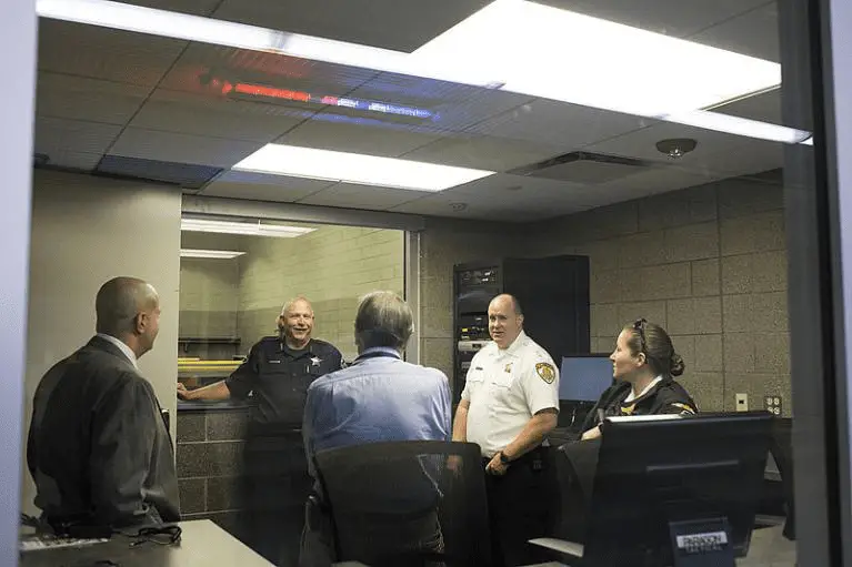 Building Security - 5 (Powerful ) Methods To Keep Safe